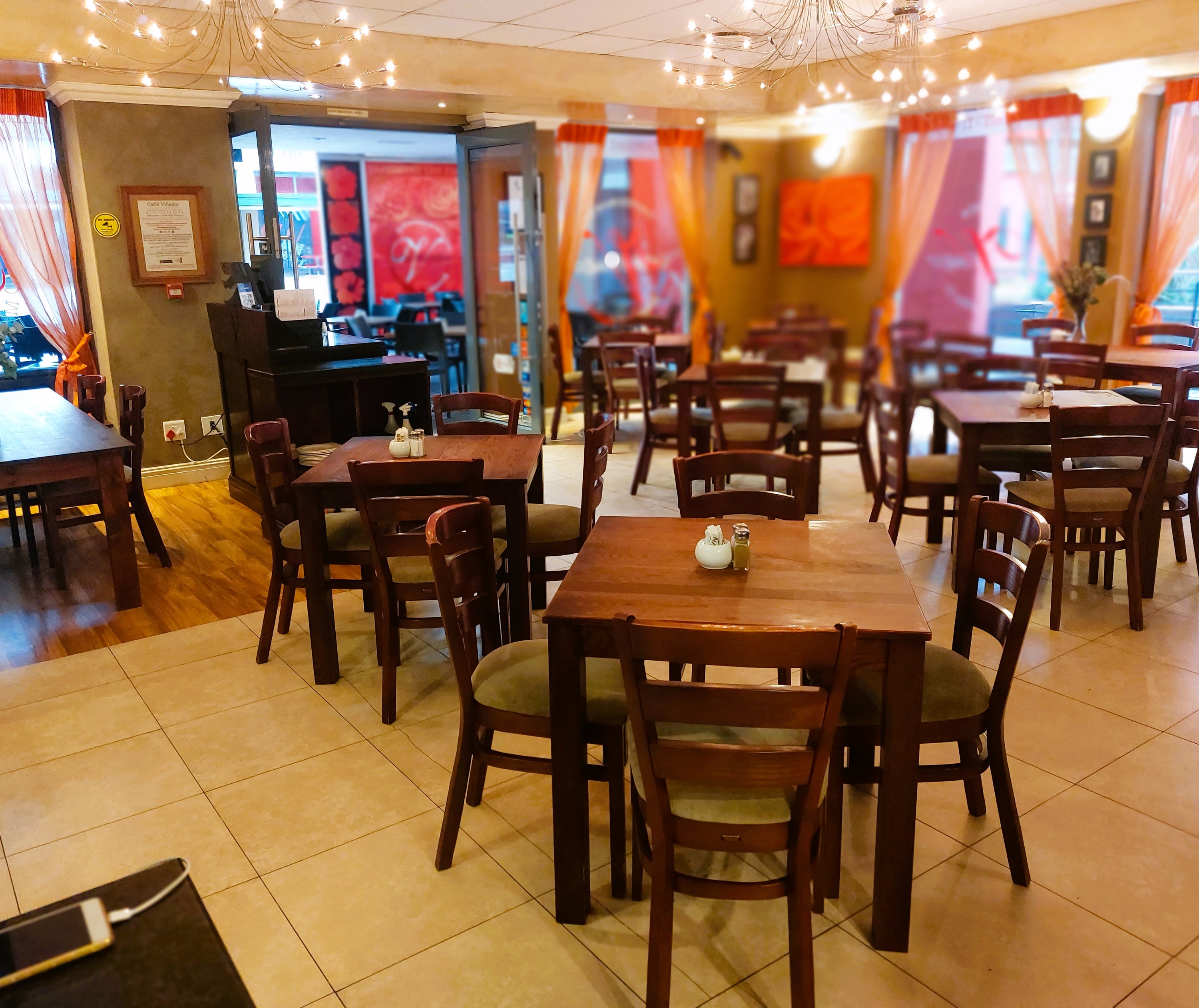 Villagio Restaurant - Fine Dining Experience - Caffé Villagio